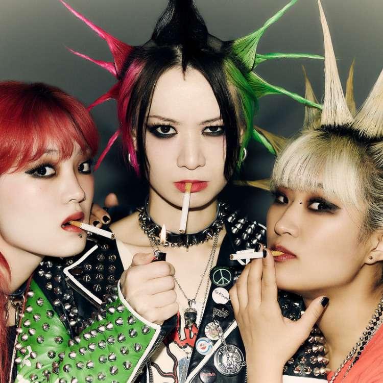 South Korean punk trio Rumkicks unveil ‘Mosquito Fighter’ – Mondozilla ...